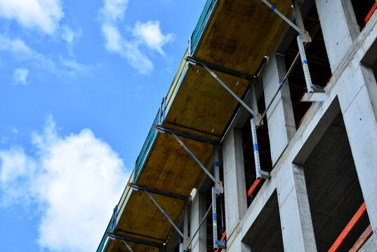 Struts bilder – Bläddra bland 14,367 stockfoton, vektorer och videor ...