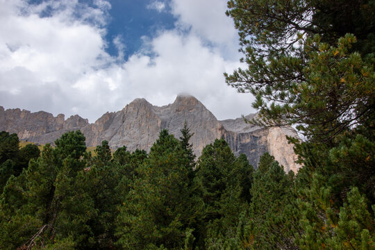 รูปภาพDolomitic – เลือกดูภาพถ่ายสต็อก เวกเตอร์ และวิดีโอ3,996 | Adobe Stock