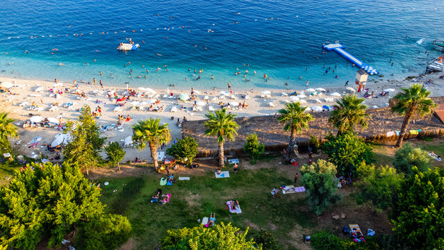 Badstrand bilder – Bläddra bland 4,715 stockfoton, vektorer och videor ...