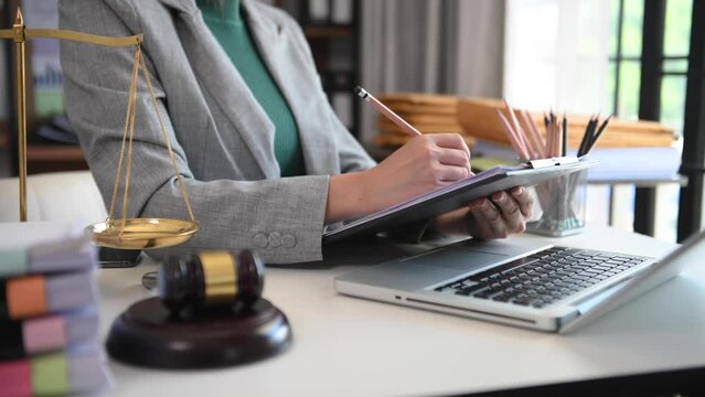 Tribunal Images – Browse 342,522 Stock Photos, Vectors, and Video ...