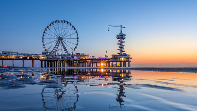 Scheveningen Bilder – Durchsuchen 4,741 Archivfotos, Vektorgrafiken und ...
