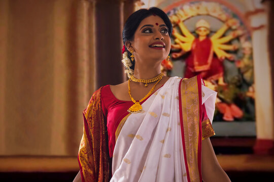 รูปภาพMahishamardini – เลือกดูภาพถ่ายสต็อก เวกเตอร์ และวิดีโอ24,639 ...