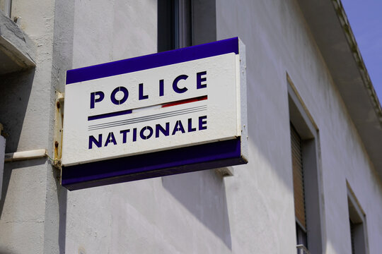 "Police Nationale" Images – Browse 317 Stock Photos, Vectors, and Video ...