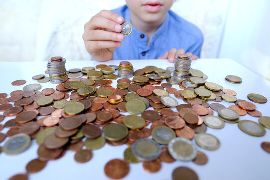 Erbst Bilder – Durchsuchen 18,558 Archivfotos, Vektorgrafiken und ...