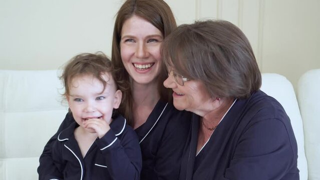 Granny Loves M Stock Videos – 2 HD & 4K Footage Clips | Adobe Stock