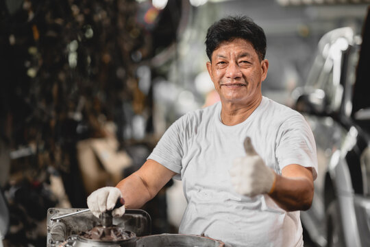 Passersatz Bilder – Durchsuchen 681 Archivfotos, Vektorgrafiken und ...