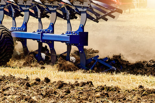 Plow 이미지 – 찾아보기 168,405 스톡 사진, 벡터 및 비디오 | Adobe Stock