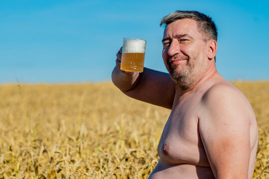 Bierbauch Bilder – Durchsuchen 37,776 Archivfotos, Vektorgrafiken und ...