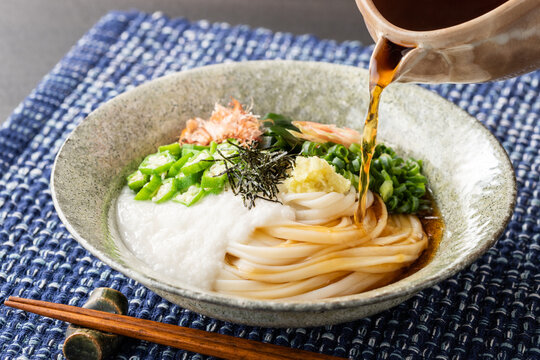 Bukkake Bilder – Durchsuchen 834 Archivfotos, Vektorgrafiken und Videos | Adobe Stock