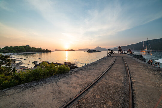 Budua Bilder – Durchsuchen 229 Archivfotos, Vektorgrafiken und Videos ...