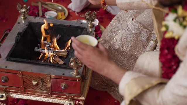 Yagya 이미지 – 찾아보기 959 스톡 사진, 벡터 및 비디오 | Adobe Stock