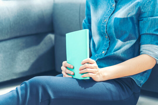 「Cupping Therapy Face」の画像 - 2,273 件の Stock 写真、ベクターおよびビデオ | Adobe Stock