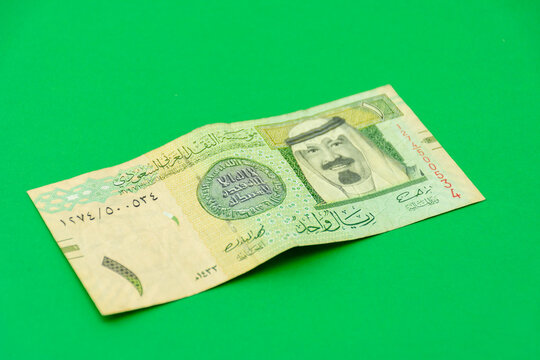 "Saudi Arabia Currency" Images – Browse 5,803 Stock Photos, Vectors ...