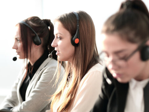 Teleoperator 이미지 – 찾아보기 1,042 스톡 사진, 벡터 및 비디오 | Adobe Stock