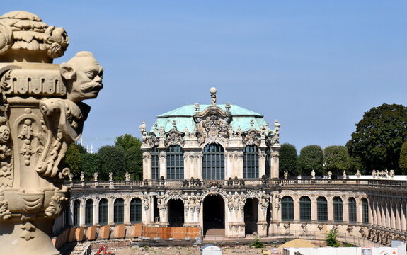 รูปภาพWallpavillon – เลือกดูภาพถ่ายสต็อก เวกเตอร์ และวิดีโอ149 | Adobe ...