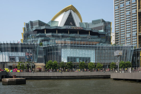 Iconsiam-Bilder: Stock-Fotos & -Videos. | Adobe Stock