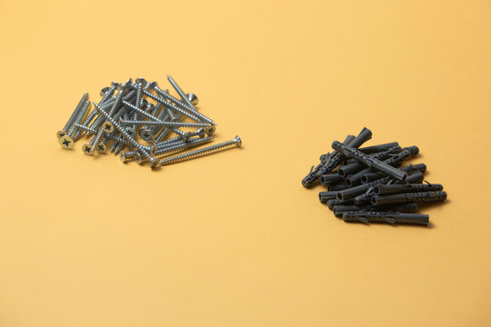 รูปภาพSelf-Tapping – เลือกดูภาพถ่ายสต็อก เวกเตอร์ และวิดีโอ5,857 ...
