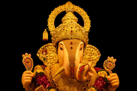 Dagdusheth Ganpati Wallpaper Full Screen