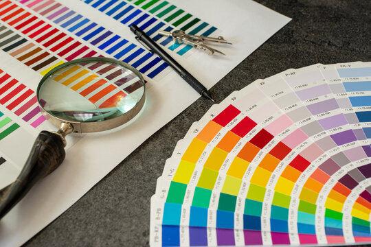 Farbbalken Bilder – Durchsuchen 429 Archivfotos, Vektorgrafiken und ...