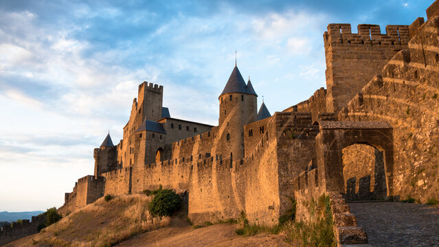 Imágenes de Remparts: descubre bancos de fotos, ilustraciones, vectores ...