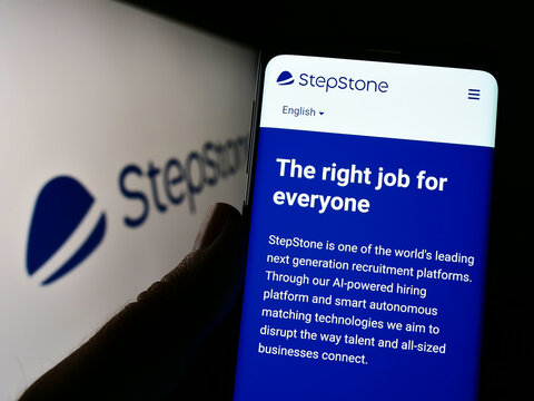 Stepstone bilder – Bläddra bland 157 stockfoton, vektorer och videor | Adobe Stock