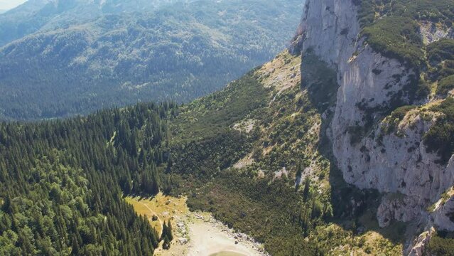 Jablan Bilder – Durchsuchen 35 Archivfotos, Vektorgrafiken und Videos ...