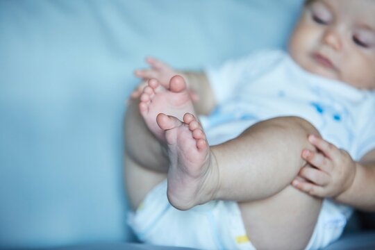 Imágenes de Babyhood: descubre bancos de fotos, ilustraciones, vectores ...