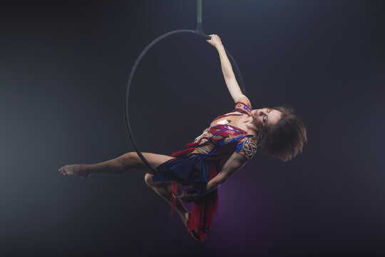 Imágenes de Acrobata: descubre bancos de fotos, ilustraciones, vectores ...