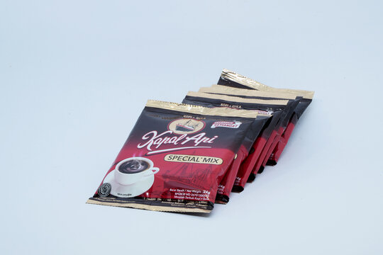 รูปภาพKapal – เลือกดูภาพถ่ายสต็อก เวกเตอร์ และวิดีโอ307 | Adobe Stock