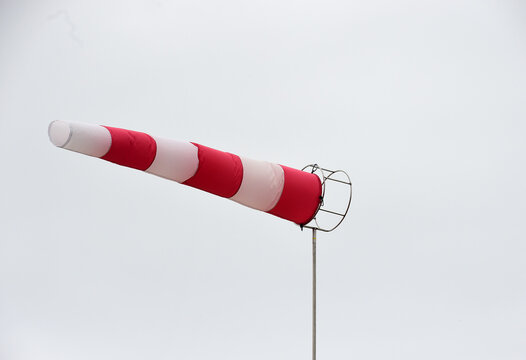 รูปภาพAirsock – เลือกดูภาพถ่ายสต็อก เวกเตอร์ และวิดีโอ401 | Adobe Stock