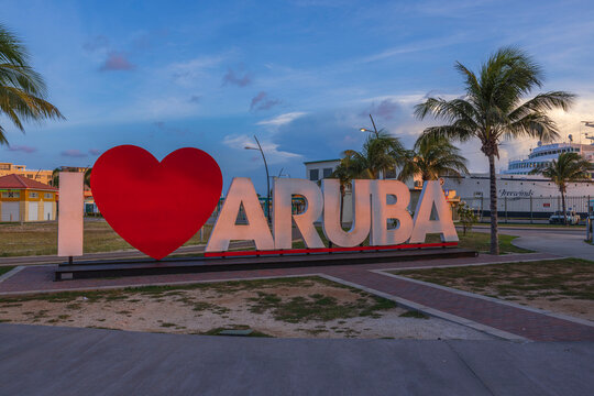 Aruba Sign Bilder – Durchsuchen 3,886 Archivfotos, Vektorgrafiken und ...