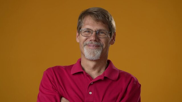 Person On Solid Background Images – Browse 61,407 Stock Photos, Vectors ...