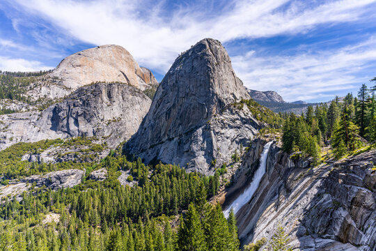 "Nevada Falls" Bilder – Durchsuchen 970 Archivfotos, Vektorgrafiken und ...