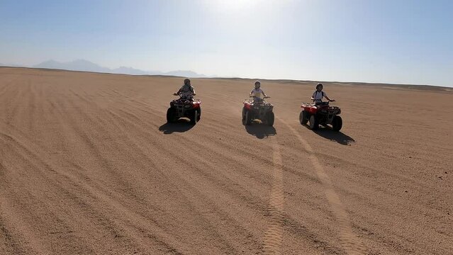 Atv Desert Images – Browse 8,497 Stock Photos, Vectors, and Video ...