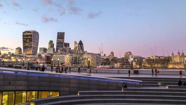 รูปภาพLondoner – เลือกดูภาพถ่ายสต็อก เวกเตอร์ และวิดีโอ4,079 | Adobe Stock