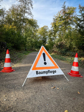 Absperrschild Images – Browse 11 Stock Photos, Vectors, and Video ...