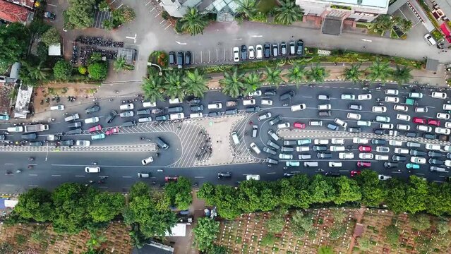 Bottleneck Traffic Images – Browse 2,524 Stock Photos, Vectors, and ...