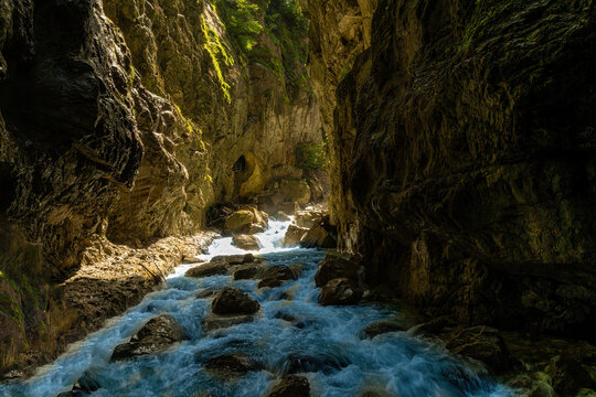 Imágenes de Klamm: descubre bancos de fotos, ilustraciones, vectores y ...