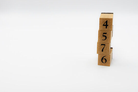 「4576」の写真素材 | 148件の無料イラスト画像 | Adobe Stock