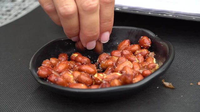 Platito 이미지 – 찾아보기 41 스톡 사진, 벡터 및 비디오 | Adobe Stock