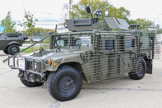 รูปภาพHmmwv – เลือกดูภาพถ่ายสต็อก เวกเตอร์ และวิดีโอ348 | Adobe Stock