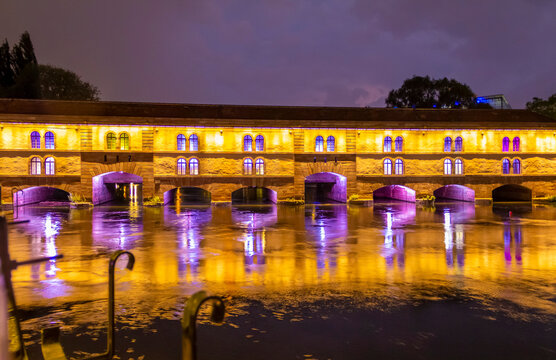 Vauban 이미지 – 찾아보기 9,186 스톡 사진, 벡터 및 비디오 | Adobe Stock