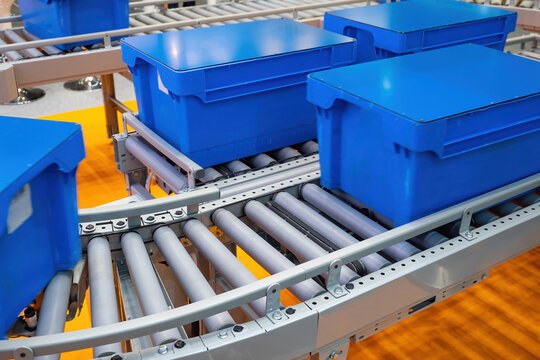 High-Tech Logistics Images – Browse 668 Stock Photos, Vectors, and ...