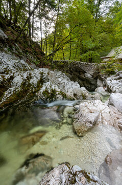 Ruisselet Images – Parcourir 75,511 le catalogue de photos, vecteurs et ...