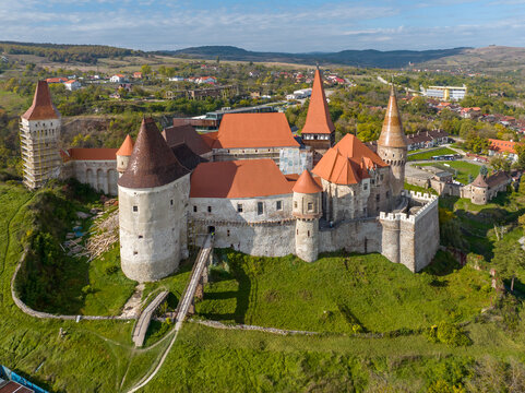"Hunedoara Castle" Images – Browse 396 Stock Photos, Vectors, and Video ...