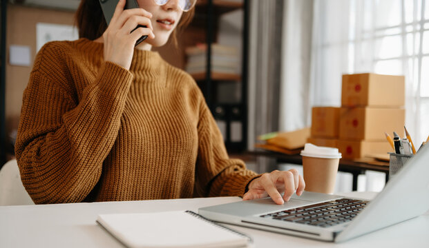 Receiving Images – Browse 1,108,095 Stock Photos, Vectors, and Video ...