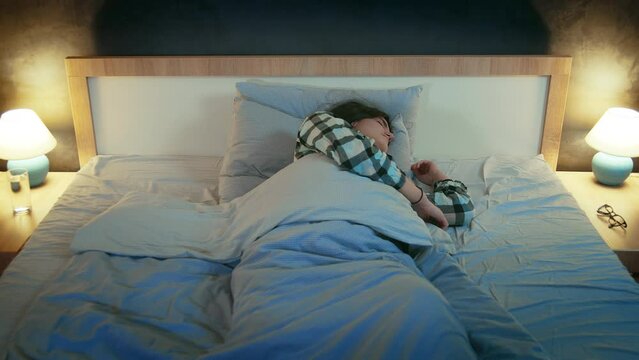 Restlessly Imagens – Procure 1,539 fotos, vetores e vídeos | Adobe Stock