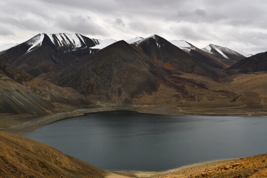 Aberrated Bilder – Durchsuchen 11,770 Archivfotos, Vektorgrafiken und ...