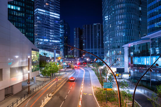 Takis Bilder – Durchsuchen 93 Archivfotos, Vektorgrafiken und Videos ...