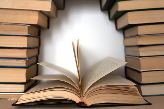 "Book Banner"-Bilder: Stock-Fotos & -Videos. | Adobe Stock